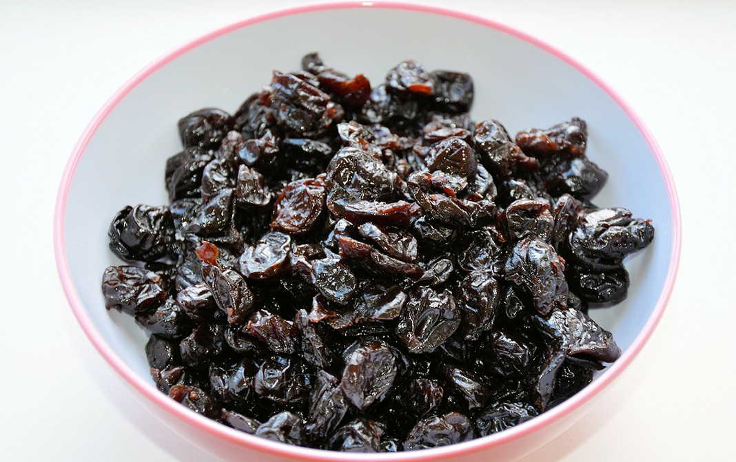 Dried Black Currant - Complete Information Including Health Benefits ...